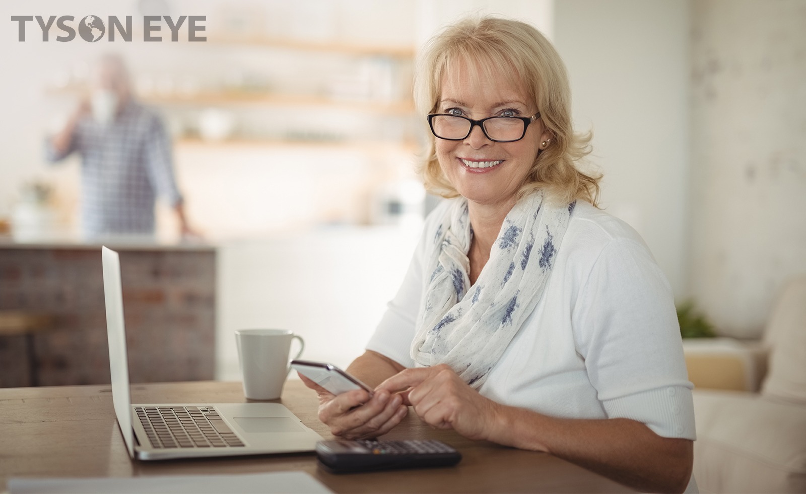 Blue Light Electronics Causing Digital Eye Strain - Tyson Eye