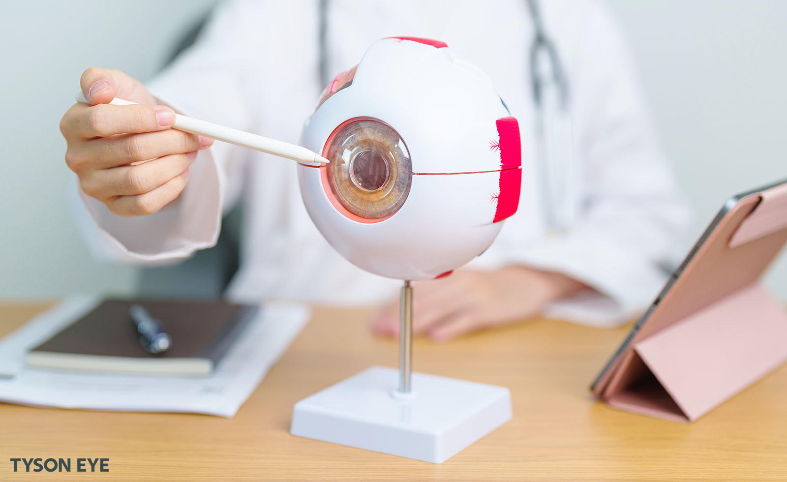 Signs You Might Have Cataracts - Tyson Eye